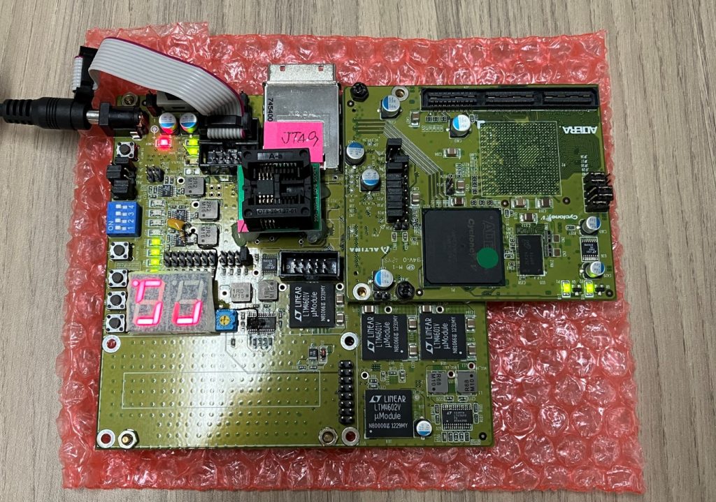 ルネサス社SPI NOR FlashをAltera FPGA上でコンフィグ動作確認してみた | 組込み技術ラボ